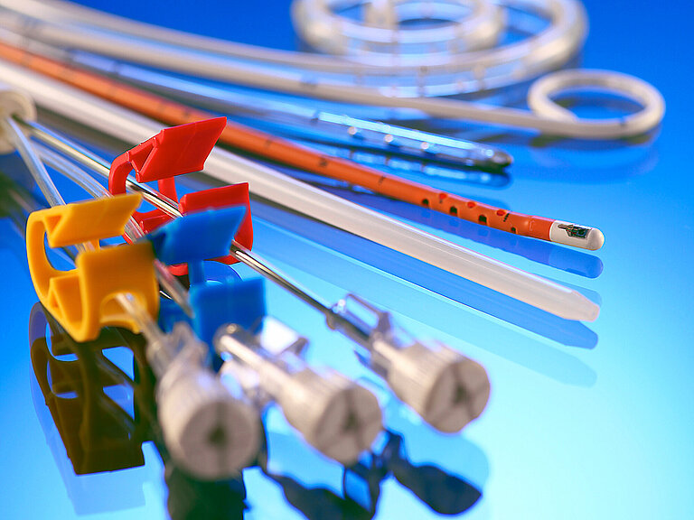 Assembly of medical components – Raumedic