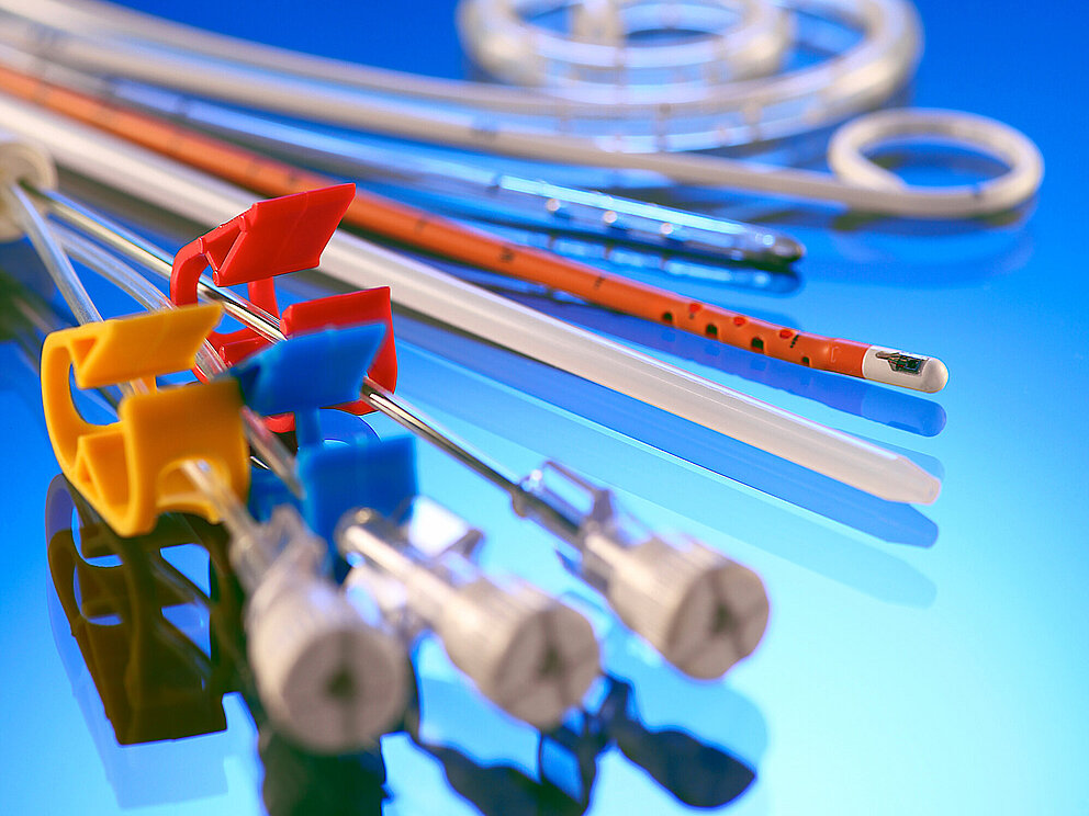 Assembly of medical components – Raumedic